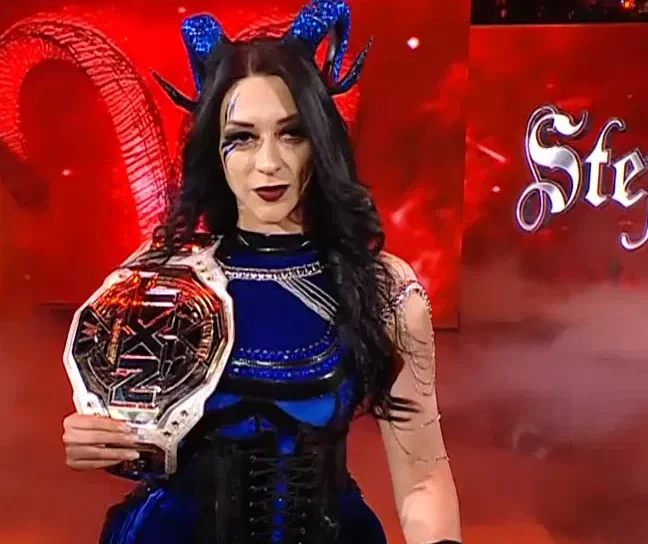 Stephanie Vaquer retiene el Campeonato Femenino de NXT ante Roxanne ...