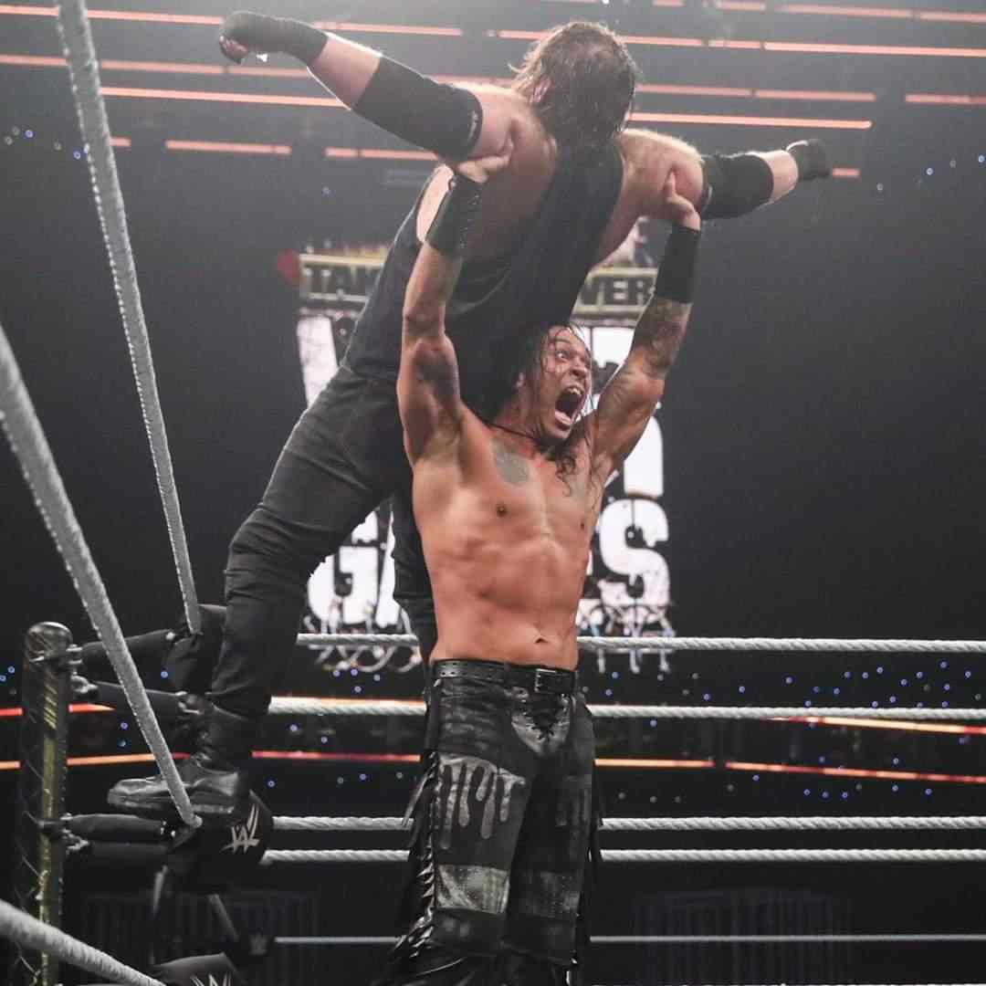 Damian Priest utiliza la movida de un miembro del salón de la fama de WWE