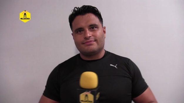 Texano Jr.: "Fue una experiencia muy diferente luchar a puerta cerrada"